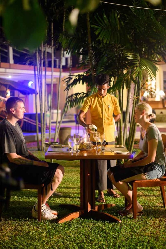 Restaurant – The Club Palm Bay